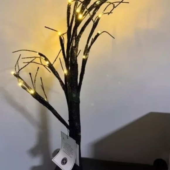 Martha Stewart | Accents | Led Lighted Decorative Tree | Poshmark